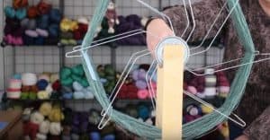 My Yarn Swift Guide: How to Use And The Best Yarn Swifts: 2024