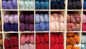 Wool Yarn - Guide To This Yarn Material & Best Uses