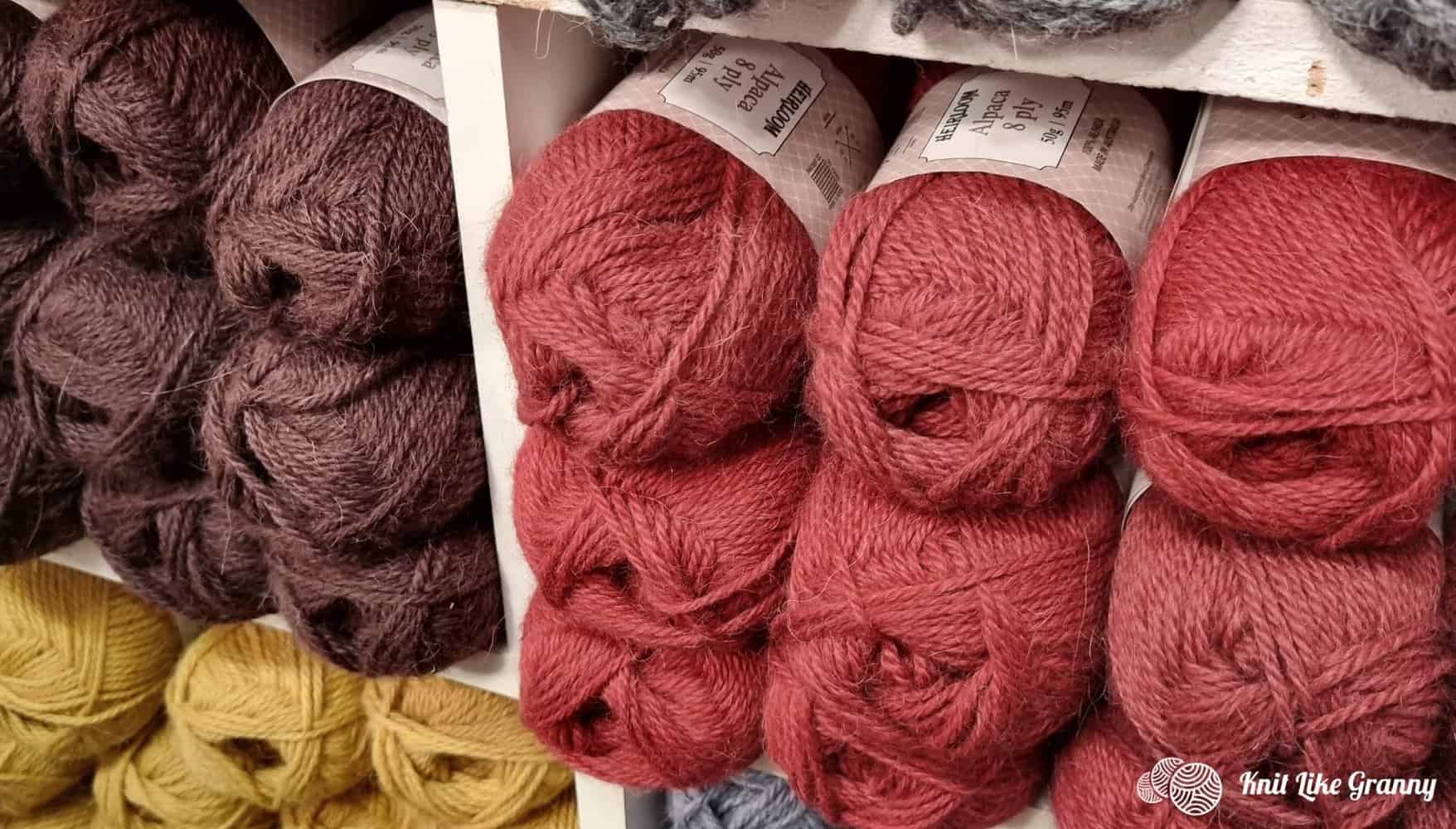 Easy Spiral Hat Knitting Patterns: Knit A Beanie Or Cap!